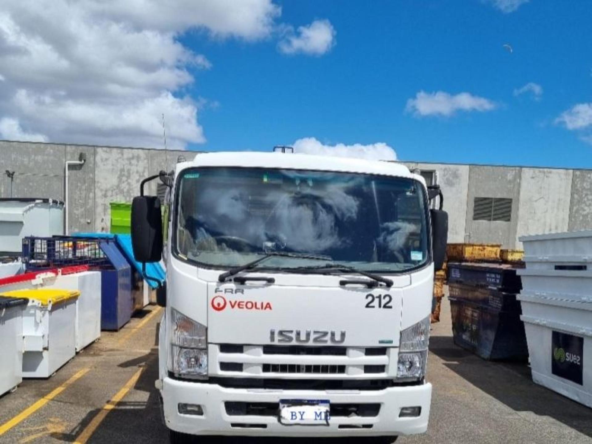 Skip Bin Truck, Veolia Hydraulic Lift/co... for sale in Port Kennedy ...