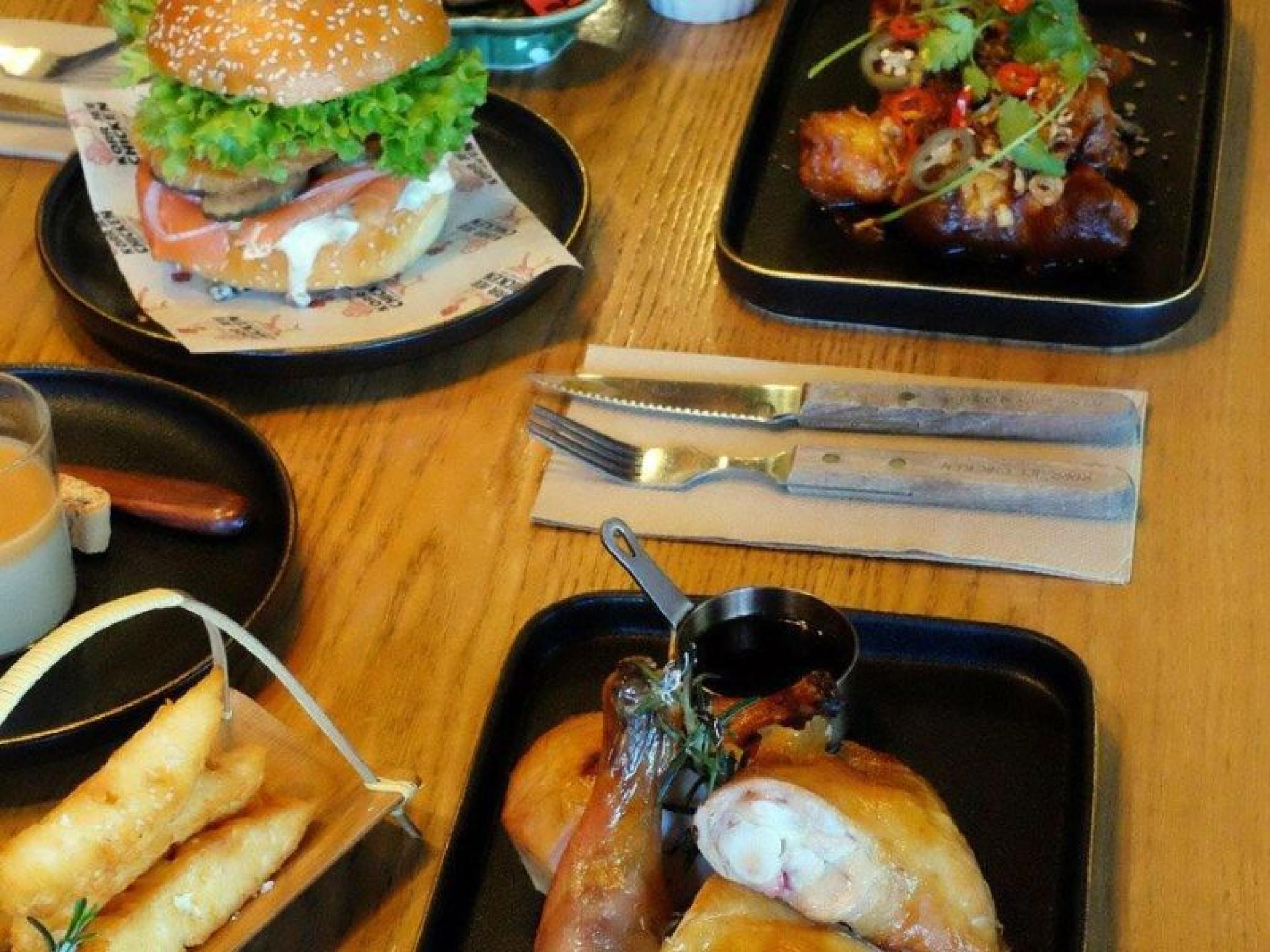 Popular Gourmet Roast Chicken Restaurant And Function Room In Prime ...