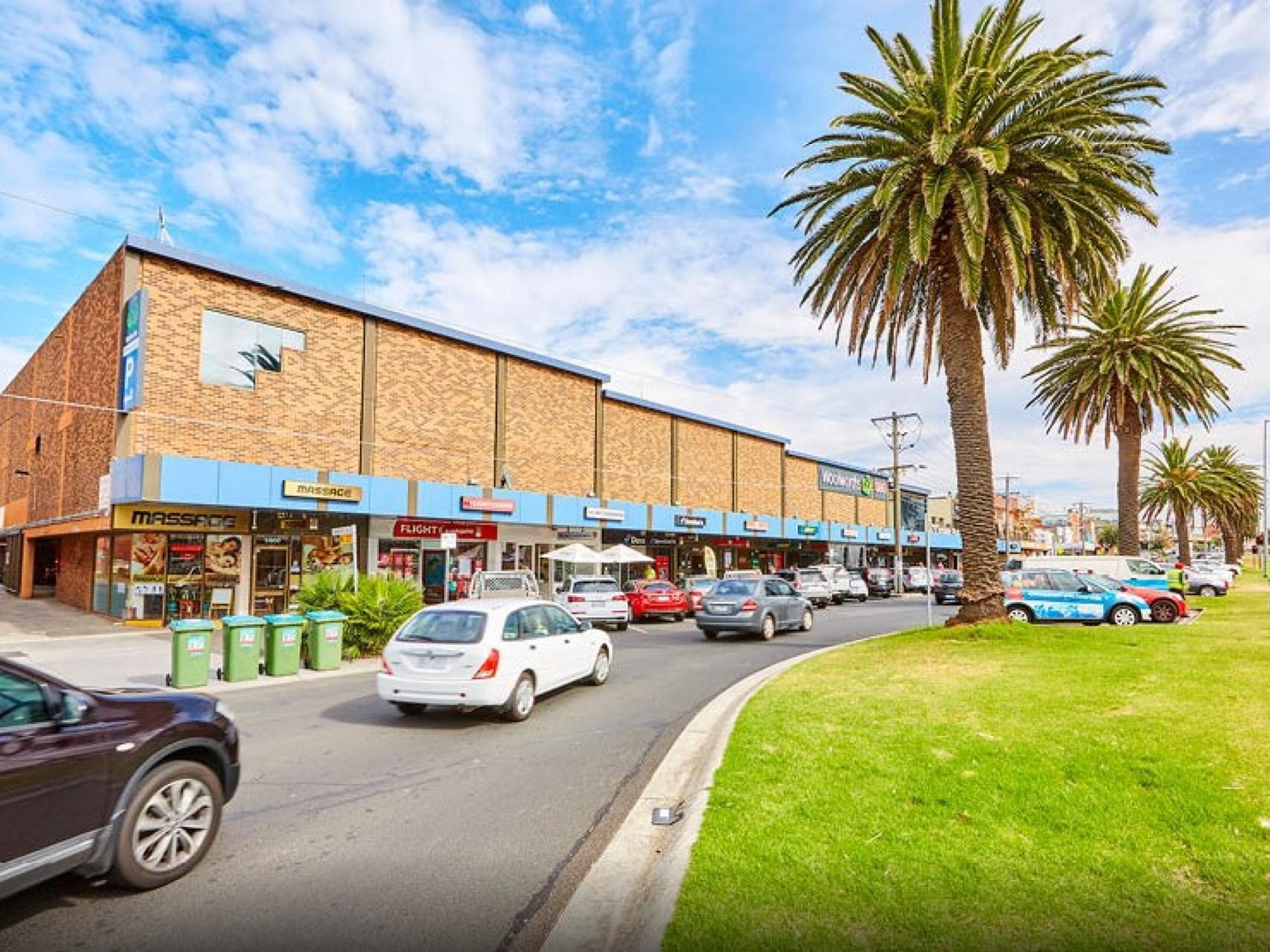 This Is A Great Opportunity - Low Rent.... for sale in Mordialloc ...