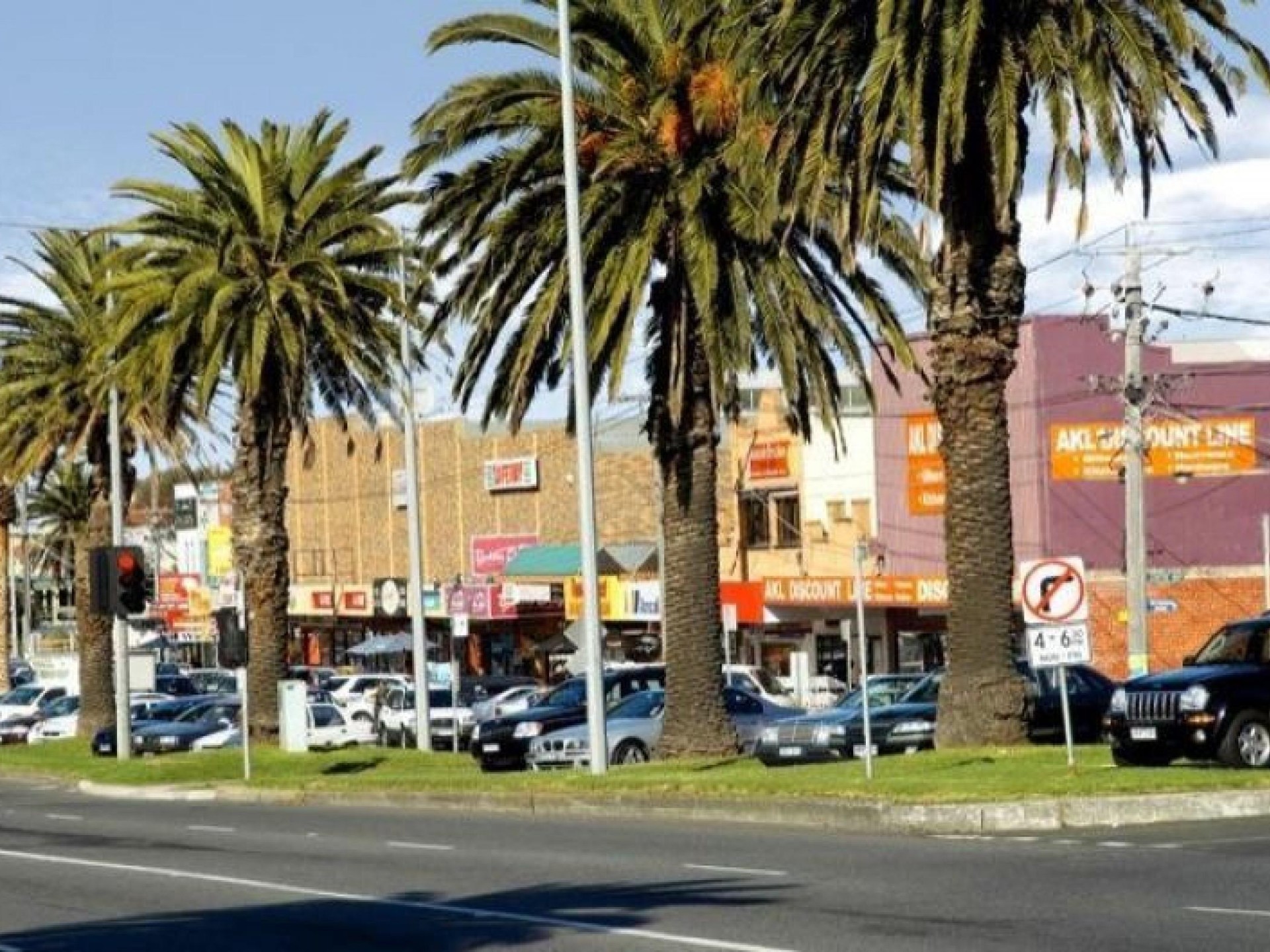 This Is A Great Opportunity - Low Rent.... for sale in Mordialloc ...