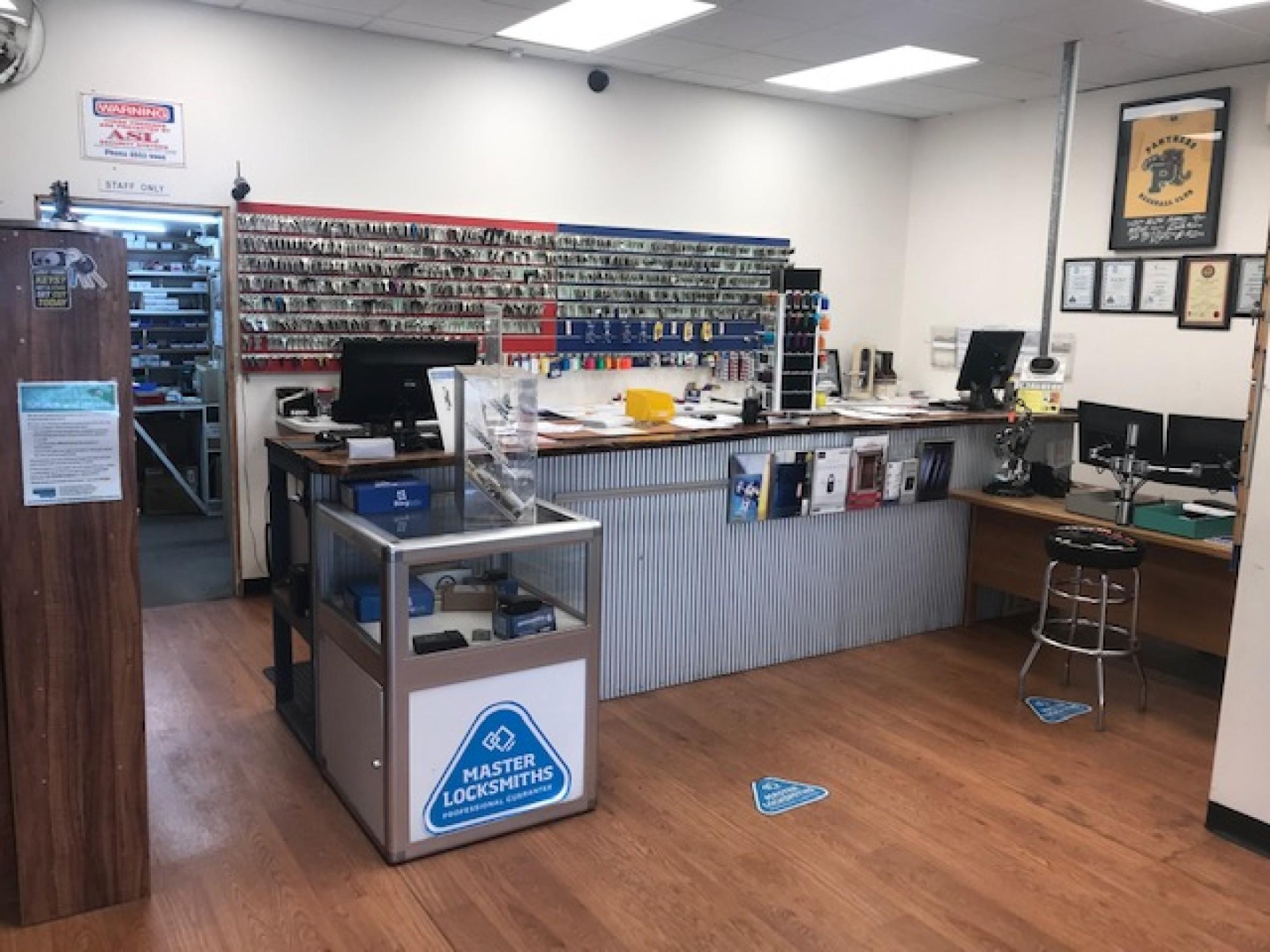 Alice Springs Locksmiths for sale in Alice Springs Northern Territory ...